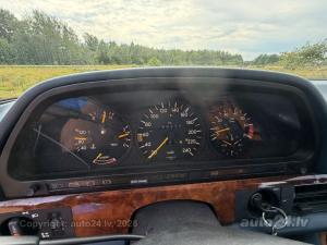 Blue Mercedes-Benz S-Class 1985 in Tallinn, with an engine capacity of 5.00 L and mileage of 189 thousand km for 14990 €, photo 11 on AUTOMOTO.COM.LV
