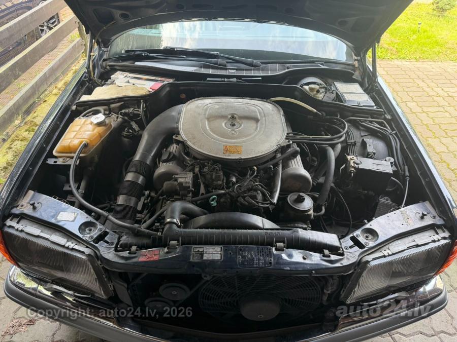 Blue Mercedes-Benz S-Class 1985 in Tallinn, with an engine capacity of 5.00 L and mileage of 189 thousand km for 14990 €, photo 15 on AUTOMOTO.COM.LV