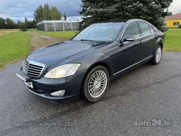 Zils Mercedes-Benz S-Class 2006 Repina, ar dzinēja tilpumu 3.00 L un nobraukumu 383 tūkst. km par 8000 €, foto 7 vietnē AUTOMOTO.COM.LV