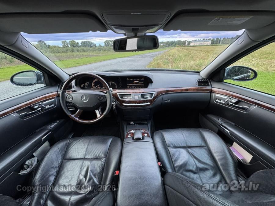 Zils Mercedes-Benz S-Class 2006 Repina, ar dzinēja tilpumu 3.00 L un nobraukumu 383 tūkst. km par 8000 €, foto 11 vietnē AUTOMOTO.COM.LV