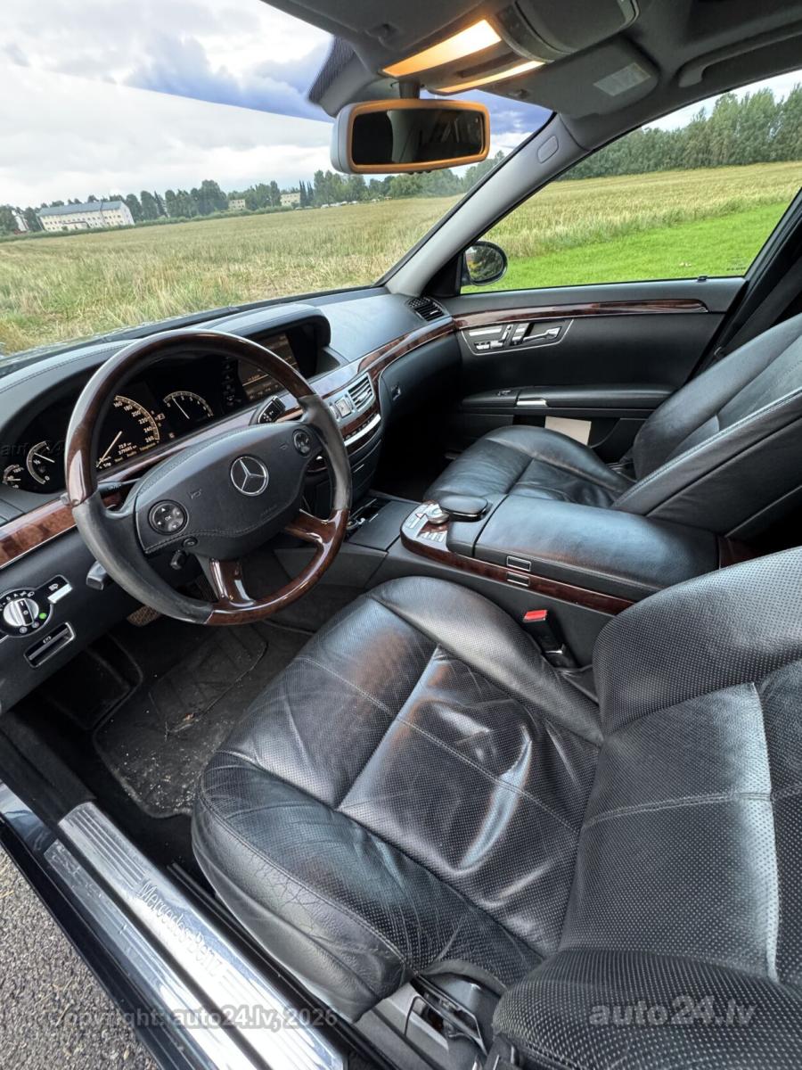 Zils Mercedes-Benz S-Class 2006 Repina, ar dzinēja tilpumu 3.00 L un nobraukumu 383 tūkst. km par 8000 €, foto 14 vietnē AUTOMOTO.COM.LV