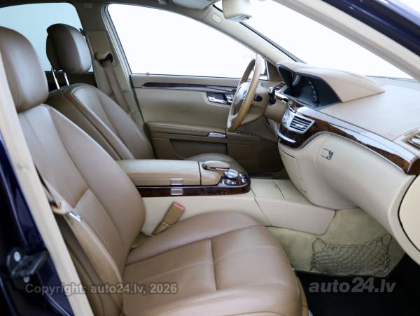 Zils Mercedes-Benz S-Class 2007 Tallina, ar dzinēja tilpumu 3.00 L un nobraukumu 350 tūkst. km par 4999 €, foto 6 vietnē AUTOMOTO.COM.LV