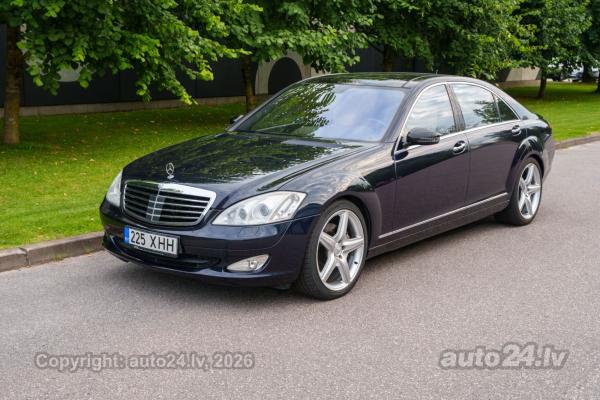 Blue Mercedes-Benz S-Class 2007 in Parnu, with an engine capacity of 5.50 L and mileage of 289 thousand km for 10600 €, photo 1 on AUTOMOTO.COM.LV