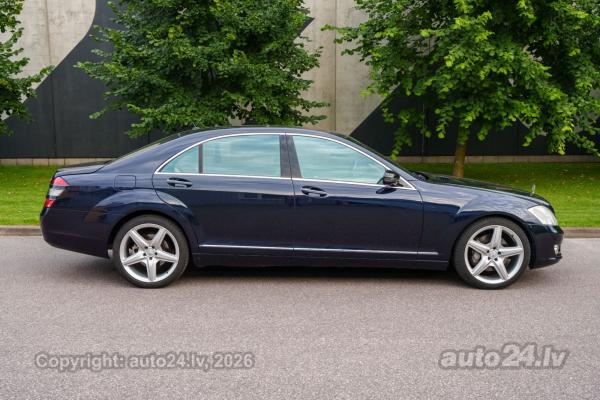 Blue Mercedes-Benz S-Class 2007 in Parnu, with an engine capacity of 5.50 L and mileage of 289 thousand km for 10600 €, photo 7 on AUTOMOTO.COM.LV