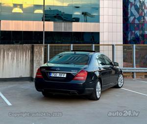 Zils Mercedes-Benz S-Class 2012 Tallina, ar dzinēja tilpumu 0.00 L un nobraukumu 230 tūkst. km par 16999 €, foto 3 vietnē AUTOMOTO.COM.LV