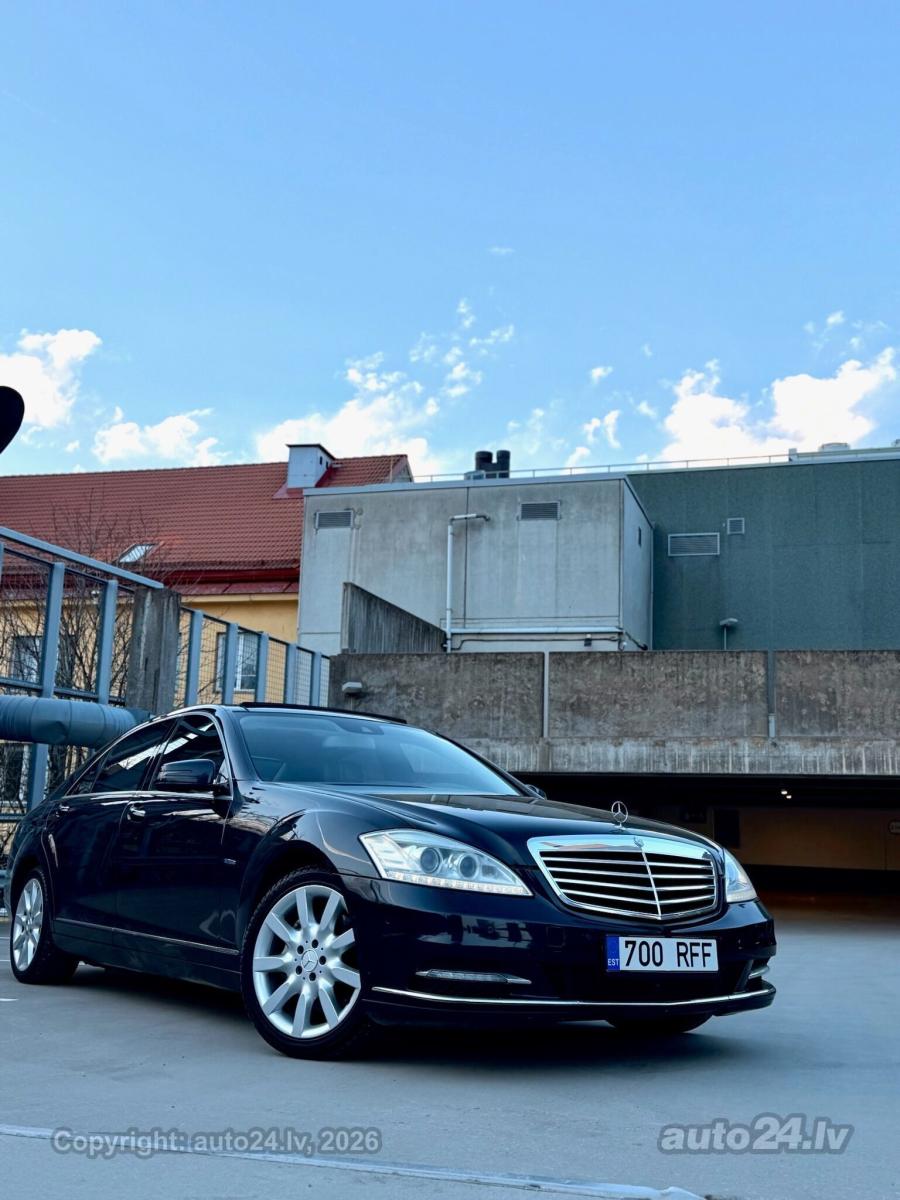Zils Mercedes-Benz S-Class 2012 Tallina, ar dzinēja tilpumu 0.00 L un nobraukumu 230 tūkst. km par 16999 €, foto 4 vietnē AUTOMOTO.COM.LV