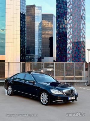 Zils Mercedes-Benz S-Class 2012 Tallina, ar dzinēja tilpumu 0.00 L un nobraukumu 230 tūkst. km par 16999 €, foto 7 vietnē AUTOMOTO.COM.LV