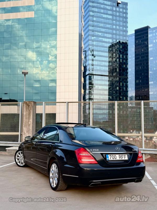 Blue Mercedes-Benz S-Class 2012 in Tallinn, with an engine capacity of 0.00 L and mileage of 230 thousand km for 16999 €, photo 7 on AUTOMOTO.COM.LV