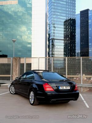 Zils Mercedes-Benz S-Class 2012 Tallina, ar dzinēja tilpumu 0.00 L un nobraukumu 230 tūkst. km par 16999 €, foto 11 vietnē AUTOMOTO.COM.LV
