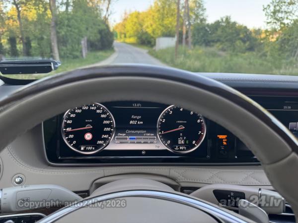 Brown Mercedes-Benz S-Class 2015 in Tallinn, with an engine capacity of 4.70 L and mileage of 167 thousand km for 33000 €, photo 4 on AUTOMOTO.COM.LV