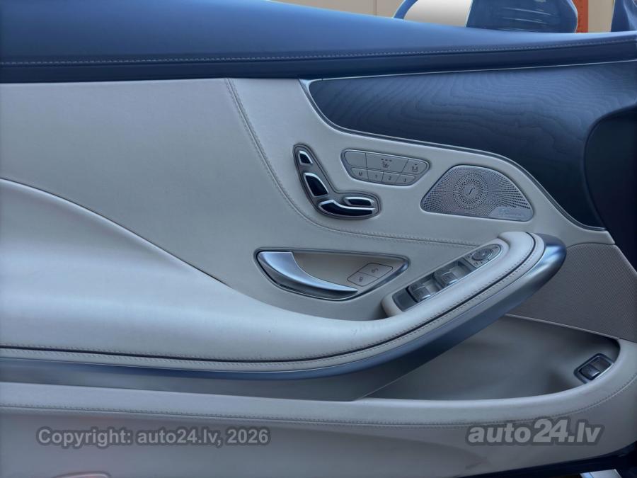 Grey Mercedes-Benz S-Class 2018 in Riga, with an engine capacity of 3.00 L and mileage of 155 thousand km for 56990 €, photo 15 on AUTOMOTO.COM.LV