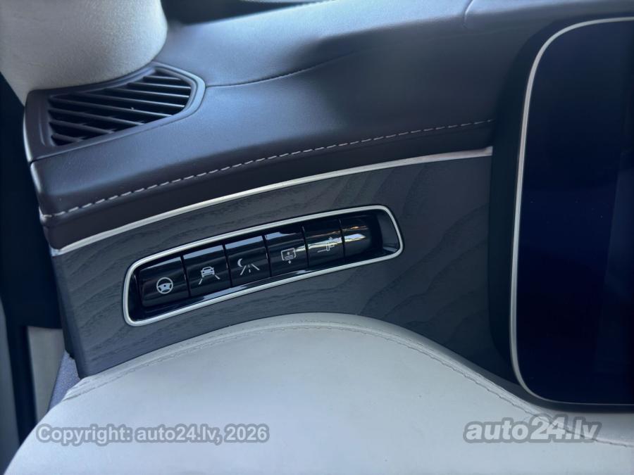 Grey Mercedes-Benz S-Class 2018 in Riga, with an engine capacity of 3.00 L and mileage of 155 thousand km for 56990 €, photo 18 on AUTOMOTO.COM.LV