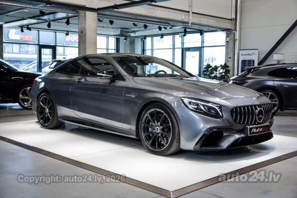 Pelēks Mercedes-Benz S-Class 2019 Tallina, ar dzinēja tilpumu 4.00 L un nobraukumu 93 tūkst. km par 106900 €, foto 1 vietnē AUTOMOTO.COM.LV
