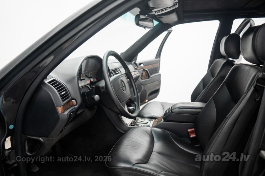Pelēks Mercedes-Benz S-Class 1991 Tallina, ar dzinēja tilpumu 6.00 L un nobraukumu 179 tūkst. km par 29999 €, foto 8 vietnē AUTOMOTO.COM.LV