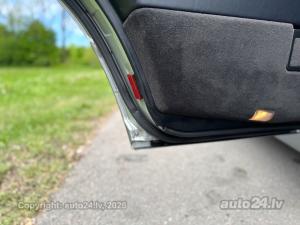 Pelēks Mercedes-Benz S-Class 1992 Tallina, ar dzinēja tilpumu 3.20 L un nobraukumu 298 tūkst. km par 8900 €, foto 24 vietnē AUTOMOTO.COM.LV