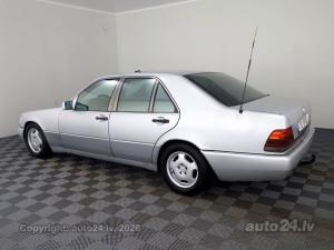 Pelēks Mercedes-Benz S-Class 1993 Tallina, ar dzinēja tilpumu 3.40 L un nobraukumu 319 tūkst. km par 2999 €, foto 4 vietnē AUTOMOTO.COM.LV