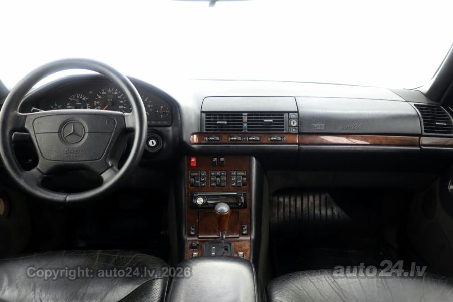 Pelēks Mercedes-Benz S-Class 1993 Tallina, ar dzinēja tilpumu 3.40 L un nobraukumu 319 tūkst. km par 2999 €, foto 5 vietnē AUTOMOTO.COM.LV