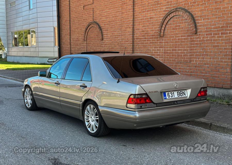 Grey Mercedes-Benz S-Class 1993 in Tallinn, with an engine capacity of 6.00 L and mileage of 256 thousand km for 22000 €, photo 1 on AUTOMOTO.COM.LV