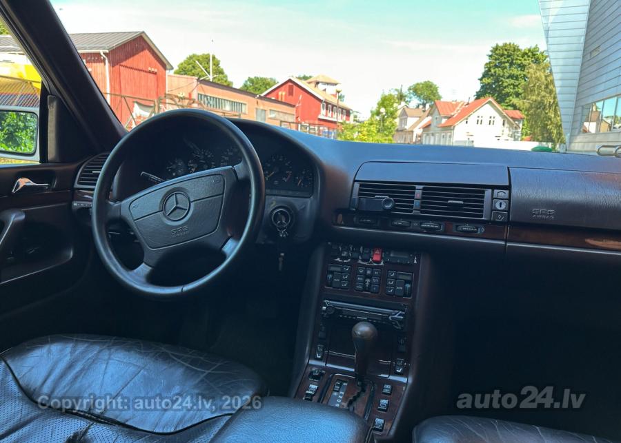 Grey Mercedes-Benz S-Class 1993 in Tallinn, with an engine capacity of 6.00 L and mileage of 256 thousand km for 22000 €, photo 9 on AUTOMOTO.COM.LV