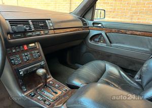Grey Mercedes-Benz S-Class 1993 in Tallinn, with an engine capacity of 6.00 L and mileage of 256 thousand km for 22000 €, photo 11 on AUTOMOTO.COM.LV