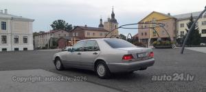 Серый Мерседес С Класс 1994 в Таллин, объемом двигателя 3.40 л и пробегом 228 тыс. км за 8000 €, фото 1 на AUTOMOTO.COM.LV