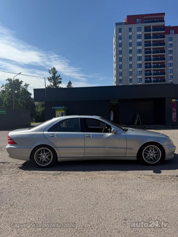 Pelēks Mercedes-Benz S-Class 1999 Tallina, ar dzinēja tilpumu 5.00 L un nobraukumu 188 tūkst. km par 4500 €, foto 4 vietnē AUTOMOTO.COM.LV