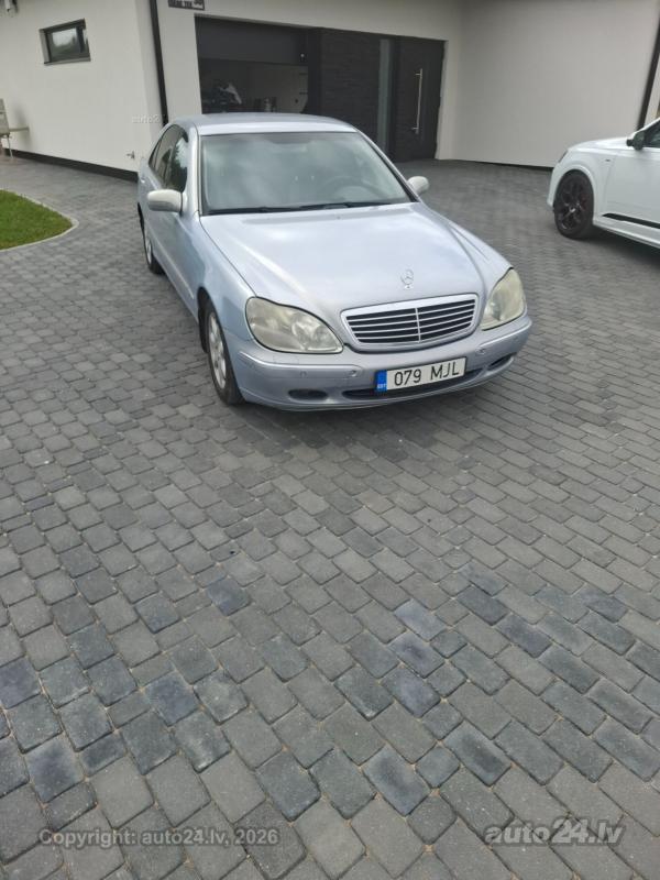 Grey Mercedes-Benz S-Class 2001 in Tallinn, with an engine capacity of 3.20 L and mileage of 520 thousand km for 1700 €, photo 1 on AUTOMOTO.COM.LV