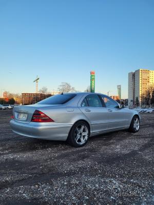 Grey Mercedes-Benz S-Class 2002 in Tallinn, with an engine capacity of 4.00 L and mileage of 202 thousand km for 4300 €, photo 6 on AUTOMOTO.COM.LV
