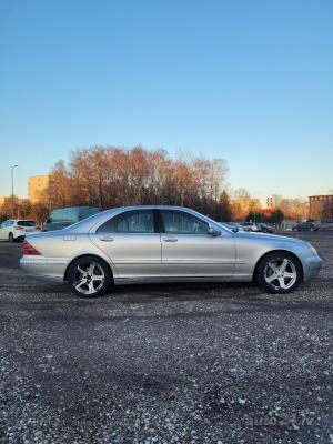 Grey Mercedes-Benz S-Class 2002 in Tallinn, with an engine capacity of 4.00 L and mileage of 202 thousand km for 4300 €, photo 7 on AUTOMOTO.COM.LV