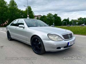 Grey Mercedes-Benz S-Class 2002 in Narva, with an engine capacity of 3.20 L and mileage of 300 thousand km for 2499 €, photo 9 on AUTOMOTO.COM.LV