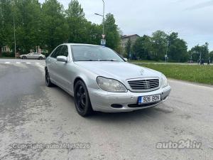 Grey Mercedes-Benz S-Class 2002 in Narva, with an engine capacity of 3.20 L and mileage of 300 thousand km for 2499 €, photo 14 on AUTOMOTO.COM.LV