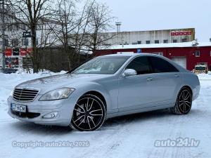 Grey Mercedes-Benz S-Class 2006 in Tallinn, with an engine capacity of 3.00 L and mileage of 325 thousand km for 5490 €, photo  on AUTOMOTO.COM.LV