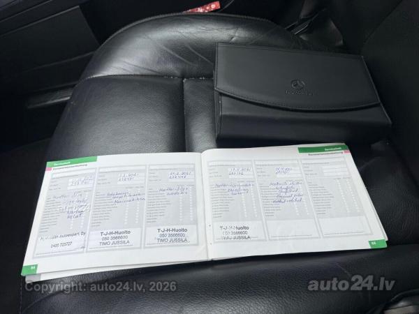 Grey Mercedes-Benz S-Class 2006 in Tallinn, with an engine capacity of 3.00 L and mileage of 325 thousand km for 5490 €, photo 11 on AUTOMOTO.COM.LV