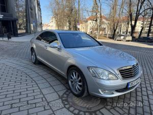 Grey Mercedes-Benz S-Class 2006 in Tartu, with an engine capacity of 3.00 L and mileage of 330 thousand km for 7000 €, photo 4 on AUTOMOTO.COM.LV