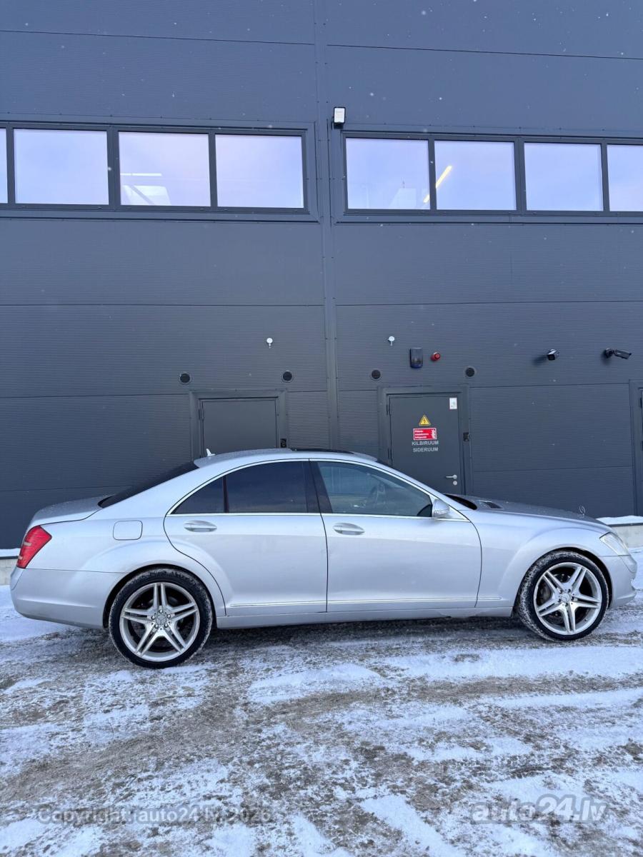 Grey Mercedes-Benz S-Class 2007 in Tallinn, with an engine capacity of 3.00 L and mileage of 395 thousand km for 4999 €, photo 8 on AUTOMOTO.COM.LV