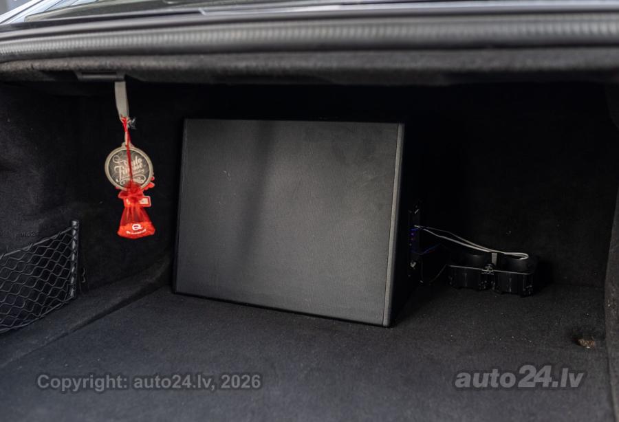 Pelēks Mercedes-Benz S-Class 2007 Tallina, ar dzinēja tilpumu 3.00 L un nobraukumu 368 tūkst. km par 6999 €, foto 12 vietnē AUTOMOTO.COM.LV