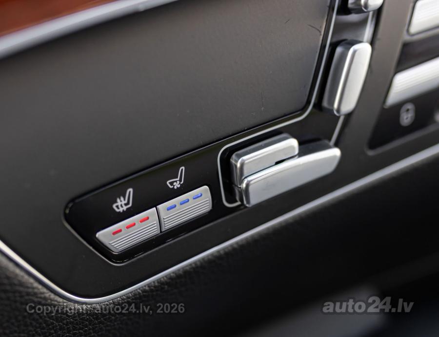 Pelēks Mercedes-Benz S-Class 2007 Tallina, ar dzinēja tilpumu 3.00 L un nobraukumu 368 tūkst. km par 6999 €, foto 14 vietnē AUTOMOTO.COM.LV