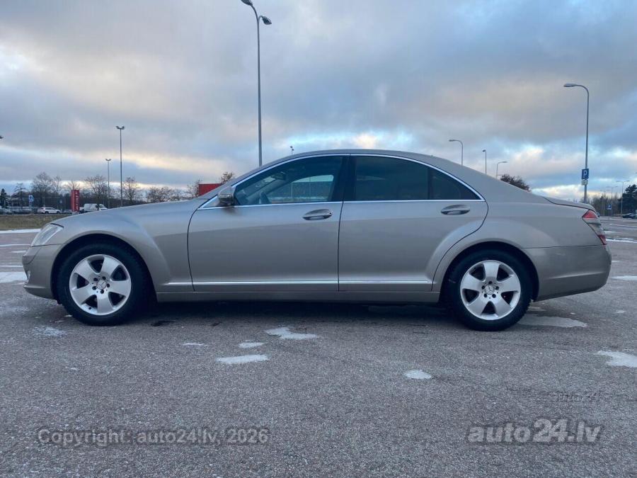 Grey Mercedes-Benz S-Class 2008 in Tallinn, with an engine capacity of 3.00 L and mileage of 265 thousand km for 5400 €, photo 5 on AUTOMOTO.COM.LV