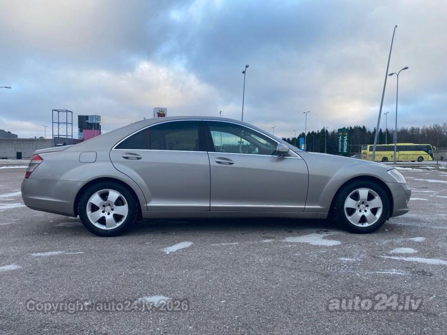 Grey Mercedes-Benz S-Class 2008 in Tallinn, with an engine capacity of 3.00 L and mileage of 265 thousand km for 5400 €, photo 6 on AUTOMOTO.COM.LV