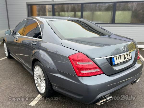 Pelēks Mercedes-Benz S-Class 2008 Tallina, ar dzinēja tilpumu 3.00 L un nobraukumu 260 tūkst. km par 16000 €, foto 7 vietnē AUTOMOTO.COM.LV
