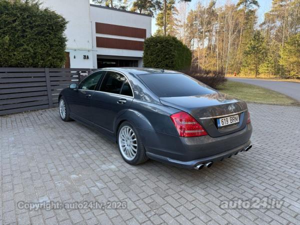 Pelēks Mercedes-Benz S-Class 2008 Tallina, ar dzinēja tilpumu 3.00 L un nobraukumu 370 tūkst. km par 9500 €, foto 2 vietnē AUTOMOTO.COM.LV