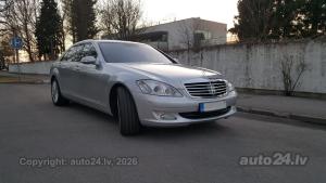 Pelēks Mercedes-Benz S-Class 2010 Tallina, ar dzinēja tilpumu 3.00 L un nobraukumu 290 tūkst. km par 9900 €, foto 4 vietnē AUTOMOTO.COM.LV