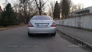 Pelēks Mercedes-Benz S-Class 2010 Tallina, ar dzinēja tilpumu 3.00 L un nobraukumu 290 tūkst. km par 9900 €, foto 5 vietnē AUTOMOTO.COM.LV