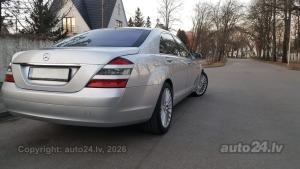 Pelēks Mercedes-Benz S-Class 2010 Tallina, ar dzinēja tilpumu 3.00 L un nobraukumu 290 tūkst. km par 9900 €, foto 6 vietnē AUTOMOTO.COM.LV