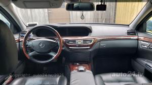 Pelēks Mercedes-Benz S-Class 2010 Tallina, ar dzinēja tilpumu 3.00 L un nobraukumu 219 tūkst. km par 14500 €, foto 10 vietnē AUTOMOTO.COM.LV