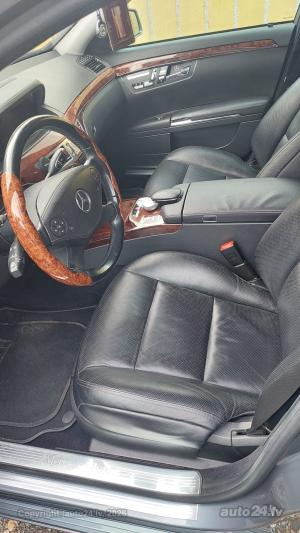 Pelēks Mercedes-Benz S-Class 2010 Tallina, ar dzinēja tilpumu 3.00 L un nobraukumu 219 tūkst. km par 14500 €, foto 11 vietnē AUTOMOTO.COM.LV