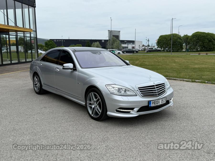 Pelēks Mercedes-Benz S-Class 2011 Tallina, ar dzinēja tilpumu 4.70 L un nobraukumu 274 tūkst. km par 18900 €, foto 6 vietnē AUTOMOTO.COM.LV