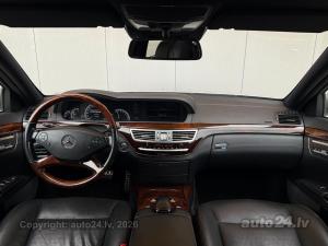Pelēks Mercedes-Benz S-Class 2011 Tallina, ar dzinēja tilpumu 4.70 L un nobraukumu 274 tūkst. km par 18900 €, foto 10 vietnē AUTOMOTO.COM.LV