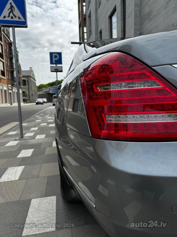 Grey Mercedes-Benz S-Class 2012 in Tallinn, with an engine capacity of 4.70 L and mileage of 165 thousand km for 16000 €, photo 6 on AUTOMOTO.COM.LV