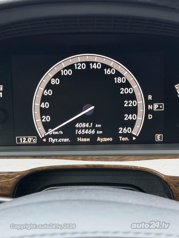 Grey Mercedes-Benz S-Class 2012 in Tallinn, with an engine capacity of 4.70 L and mileage of 165 thousand km for 16000 €, photo 10 on AUTOMOTO.COM.LV